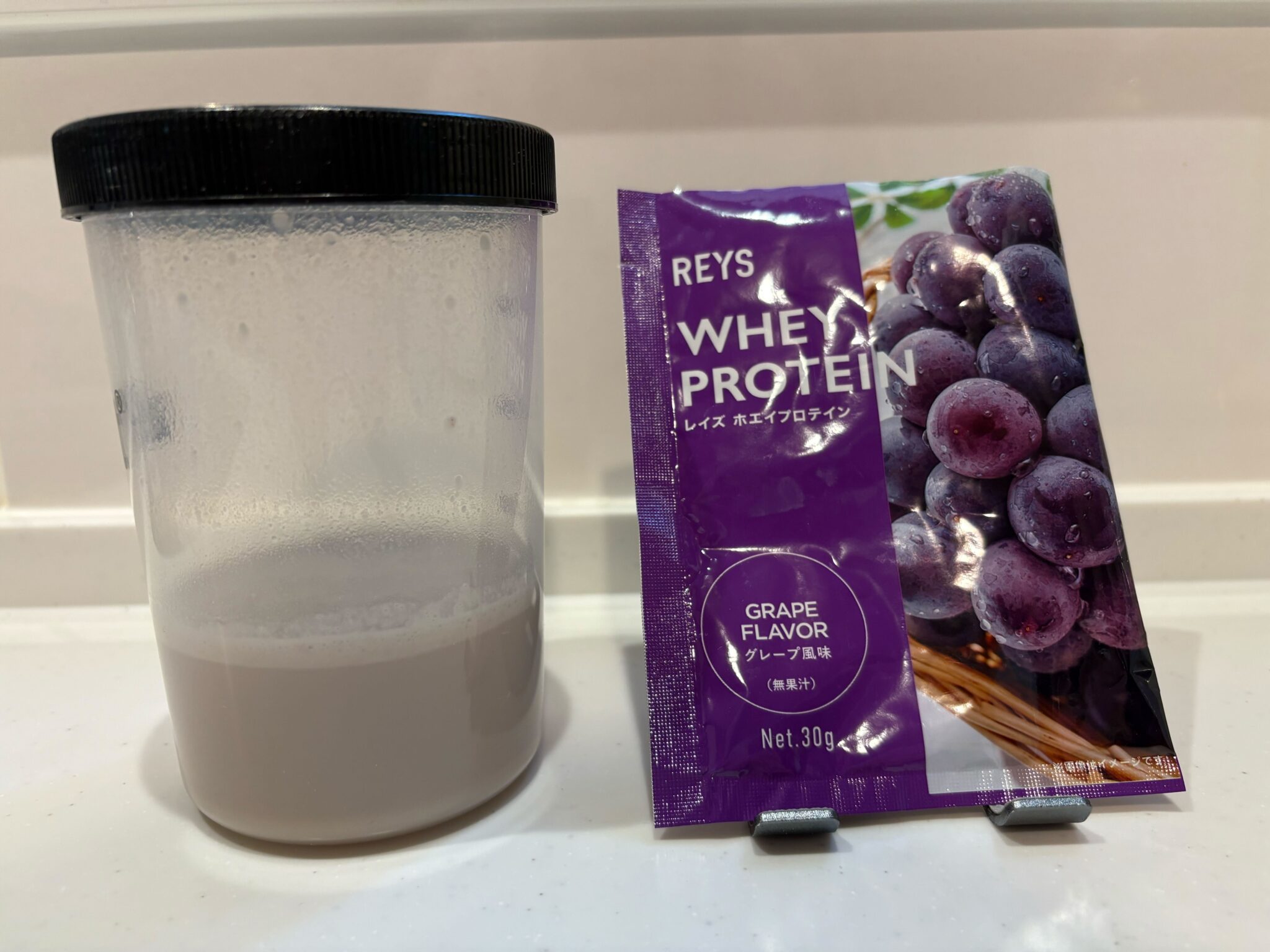 【飲み比べ】REYSプロテインのおすすめ味ランキング！美味しい味や飲みやすさを比較 - MICH FIT